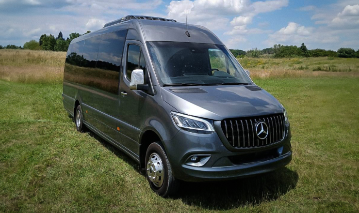 Mercedes Benz Sprinter | Autocar France - Location de Cars et Minibus ...
